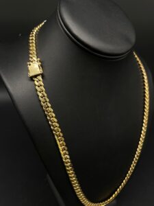 10K GOLD CUBAN CHAIN #0090 - Tamayo's Jewelry